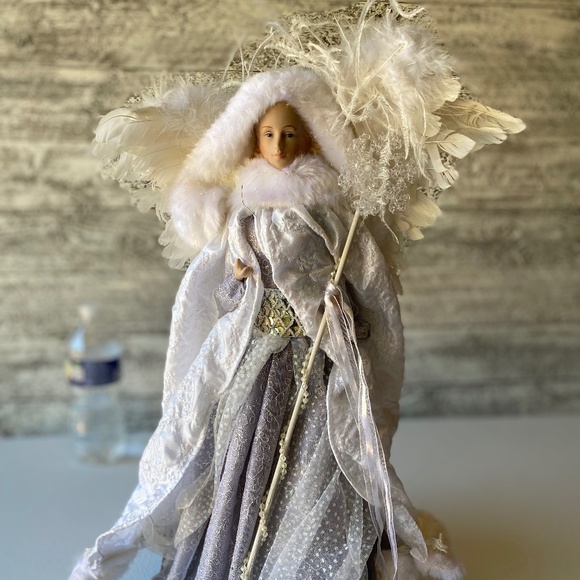 Holiday | Vintage Christmas Angel Tree Topper Snow Queen White Silver ...